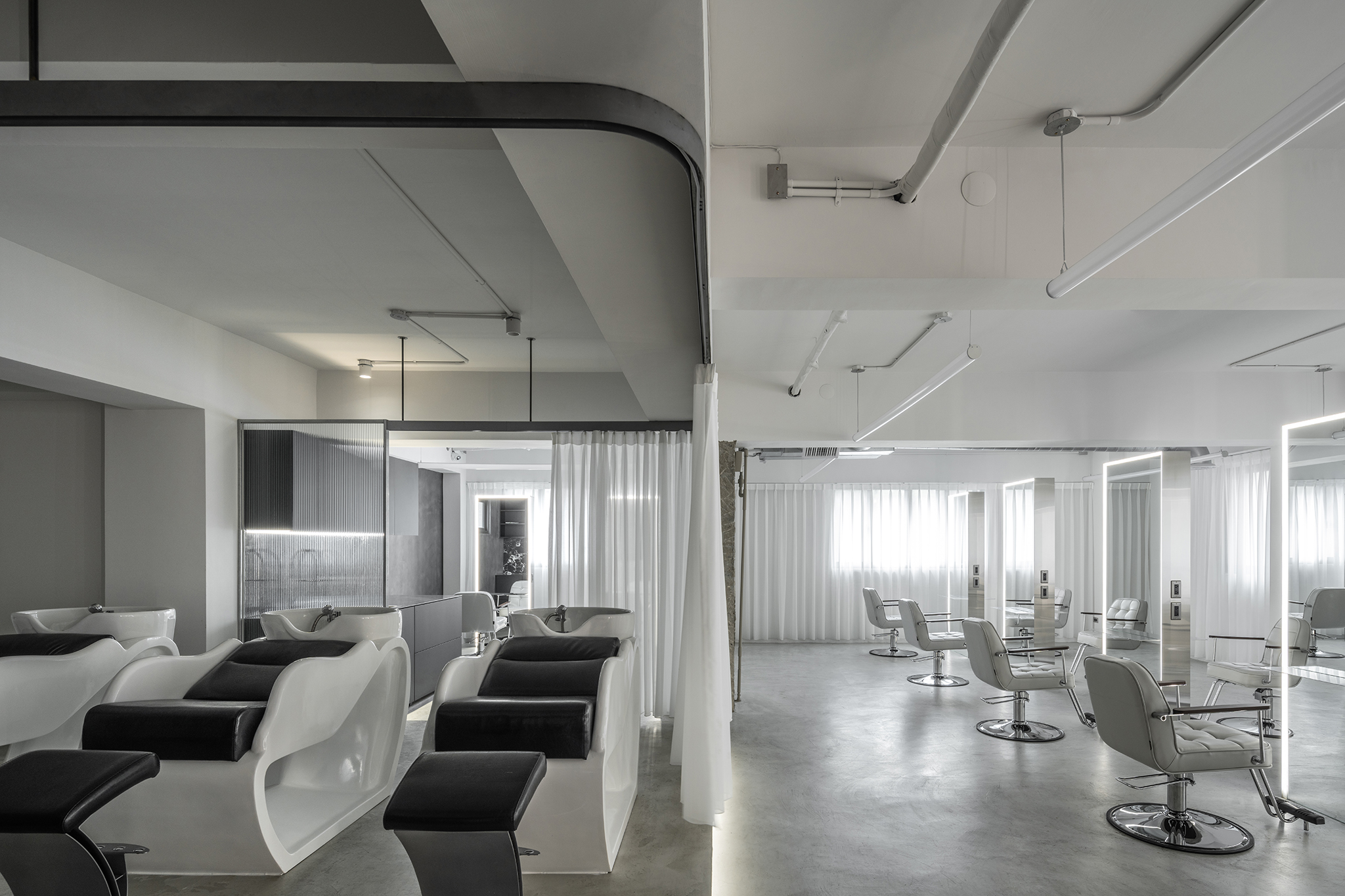 Poly. Ali hair salon | VAST DESIGN 阜室空間設計