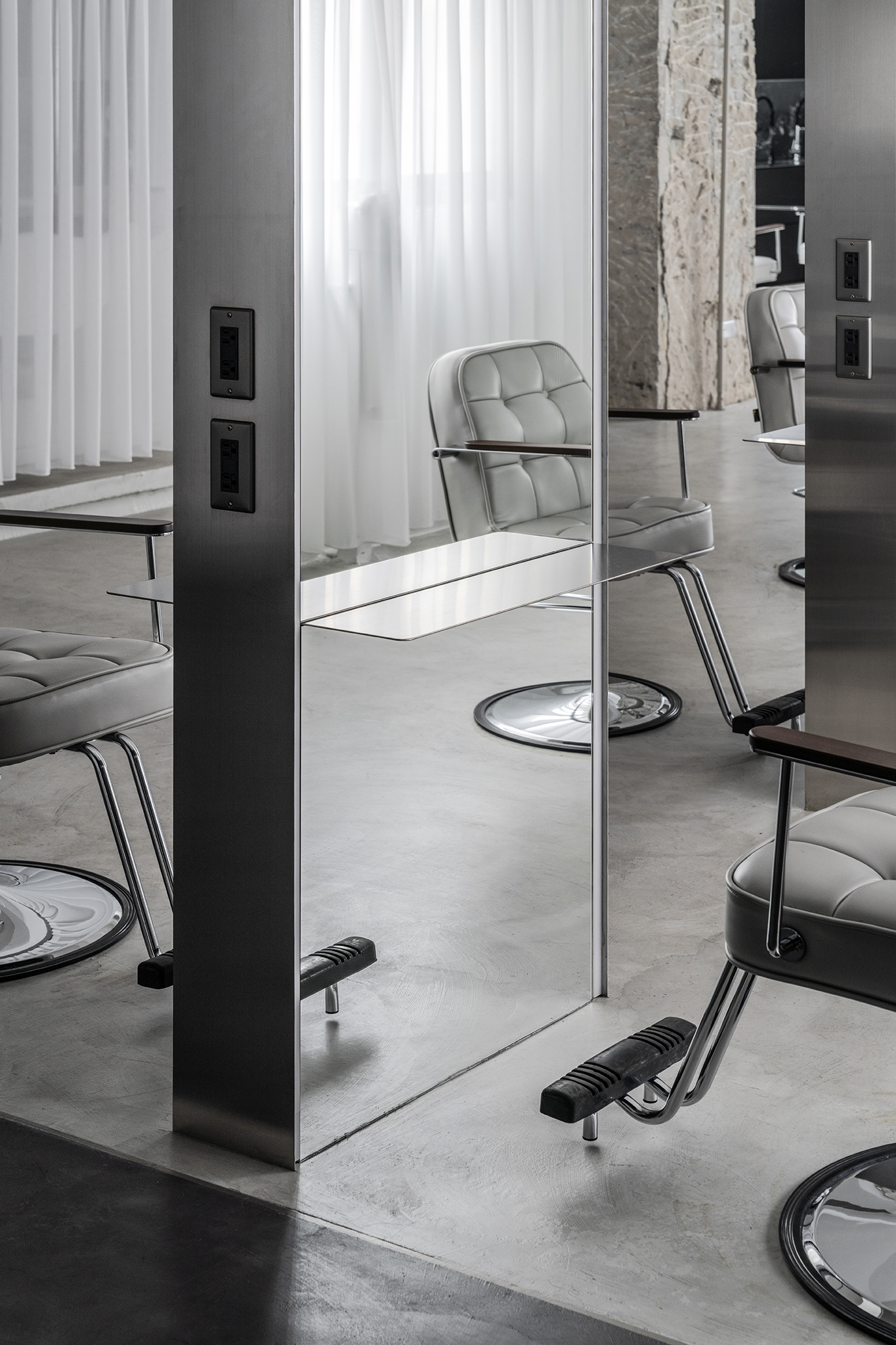 Poly. Ali hair salon | VAST DESIGN 阜室空間設計